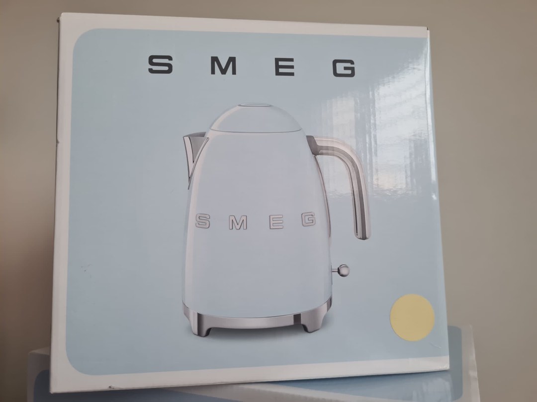SMEG 1.7L 50’s Retro Style Aesthetic Kettle (Cream) KLF05CRUK, TV ...