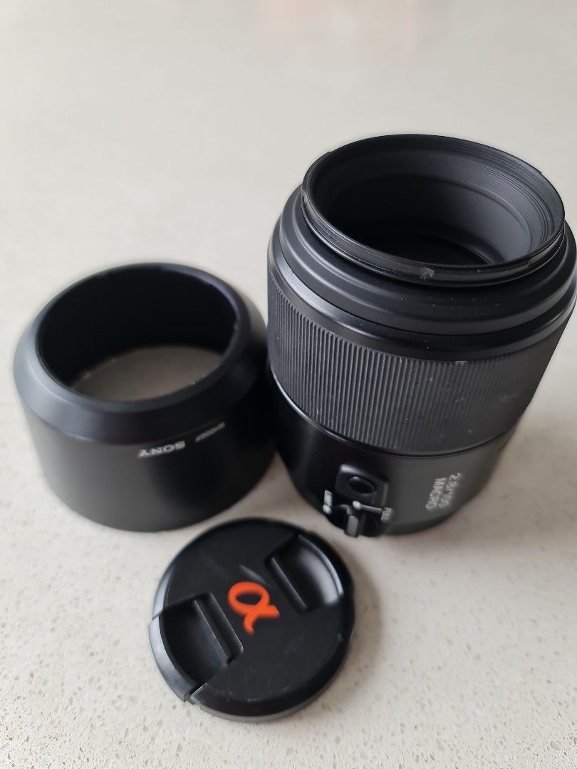 Sony 100mm f2.8 Macro lens, Photography, Lens & Kits on Carousell