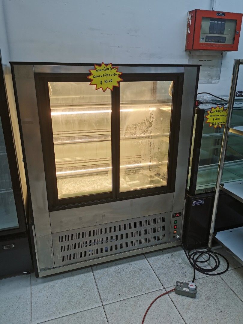 Square Display Cake Chiller, TV & Home Appliances, Kitchen Appliances ...