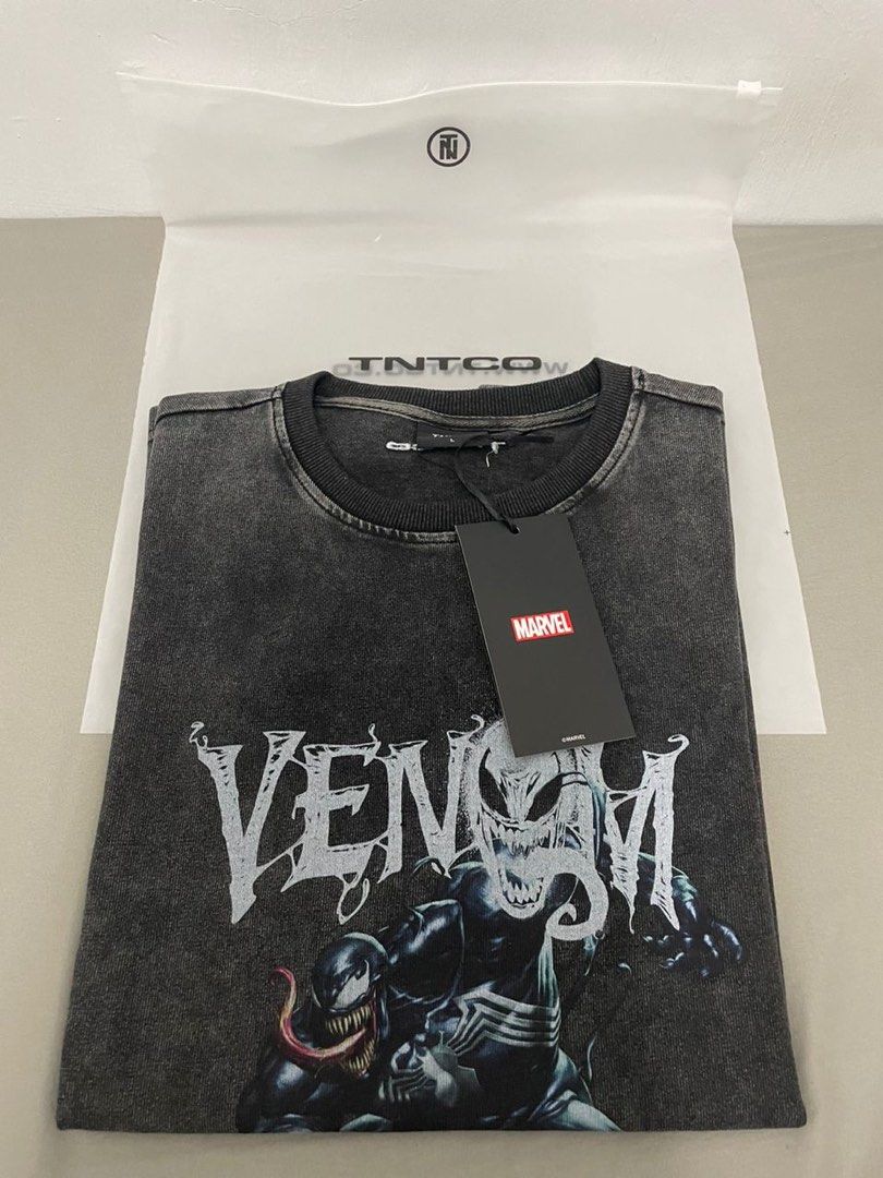 TNTCO - Marvel Venom Oversied Tee, Men's Fashion, Tops & Sets, Tshirts ...