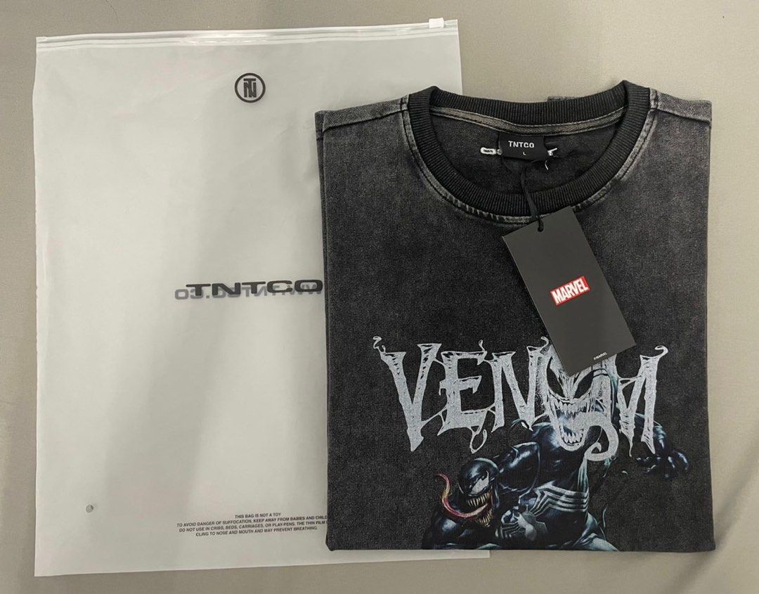 TNTCO - Marvel Venom Oversied Tee, Men's Fashion, Tops & Sets, Tshirts ...