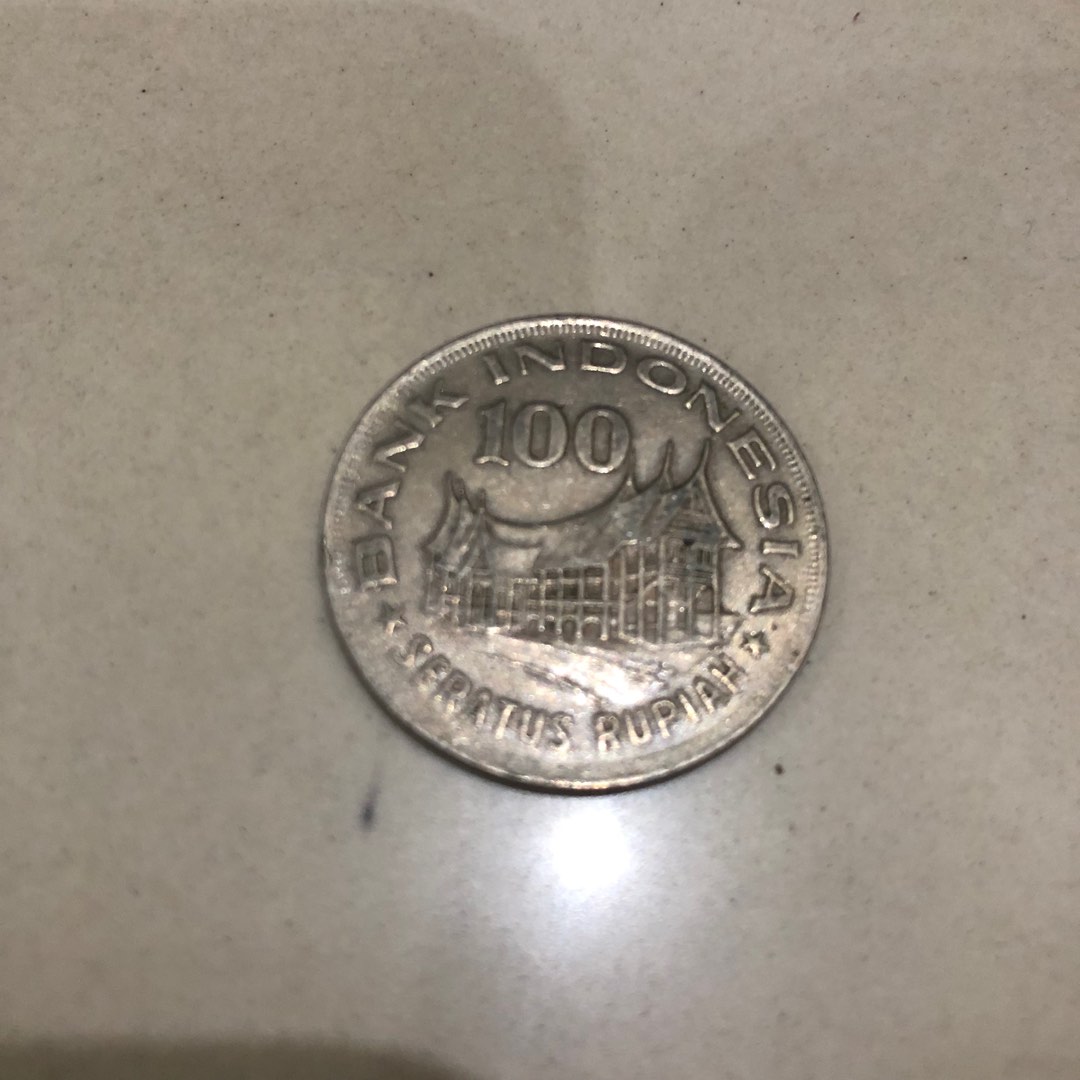 Uang Lama Koin 100 rupiah tahun 1978, Antik, Uang Lama di Carousell