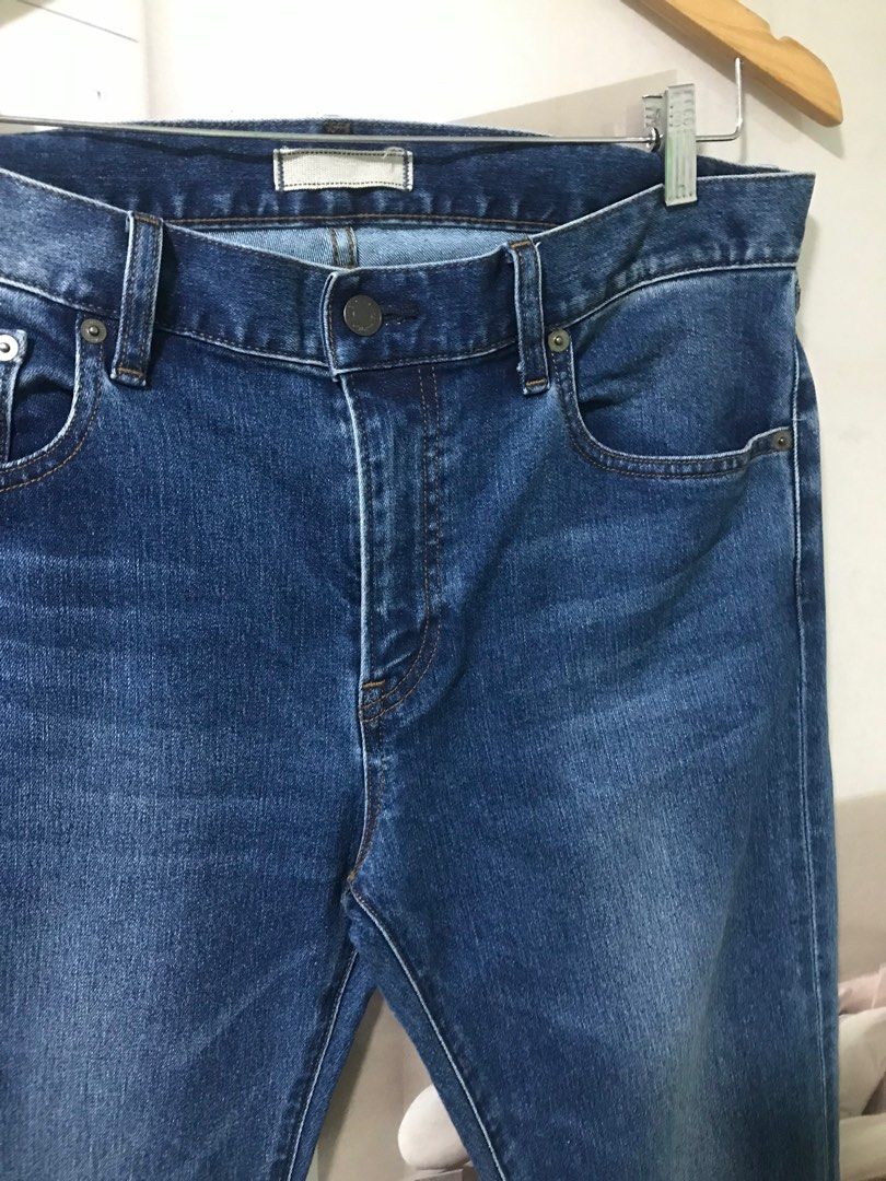 Uniqlo jeans, Women's Fashion, Bottoms, Jeans on Carousell