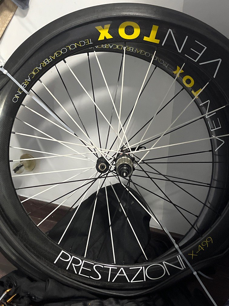 Ventox carbon wheelset, Sports Equipment, Bicycles & Parts, Parts ...