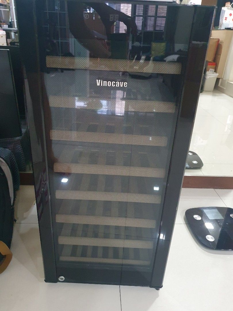 Vinocave CWC-100A, Food & Drinks, Alcoholic Beverages on Carousell