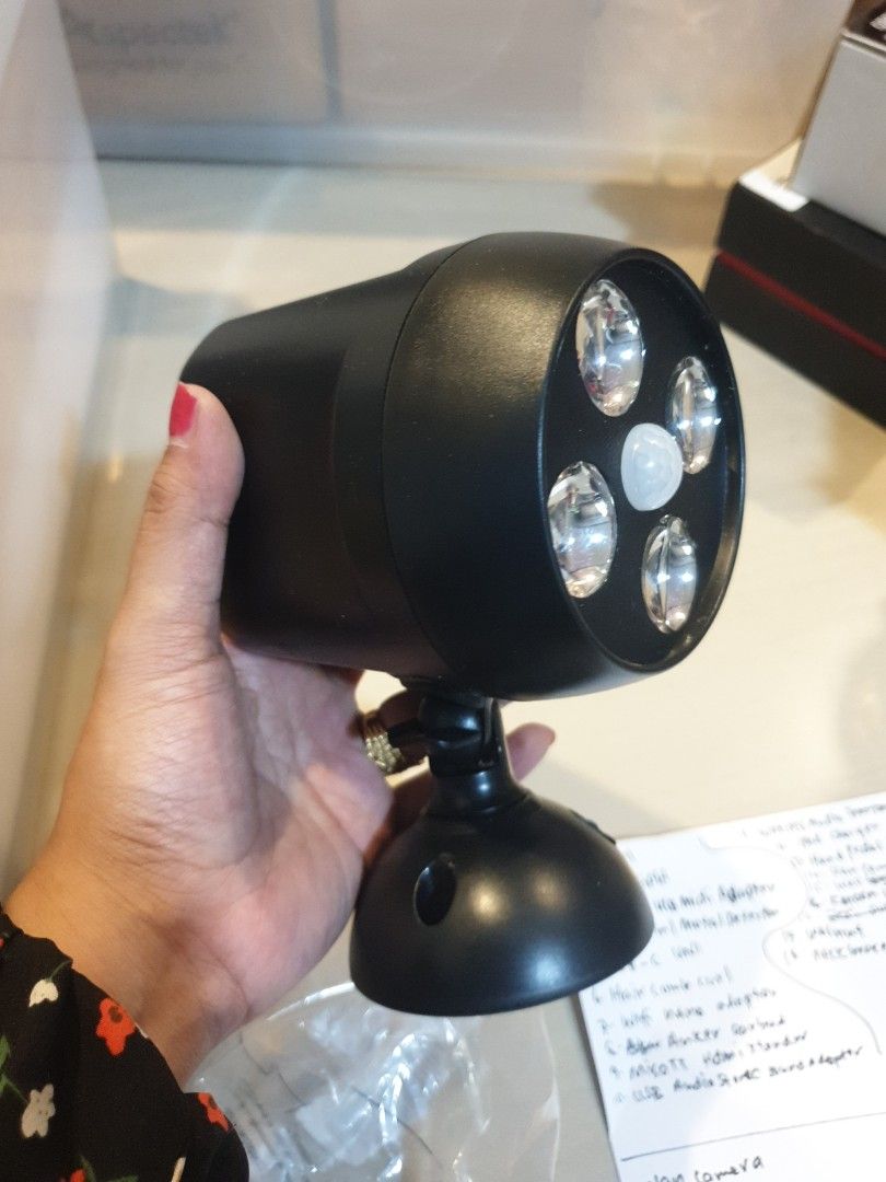 WIRELESS LED SPOTLIGHT, Car Accessories, Electronics & Lights on Carousell