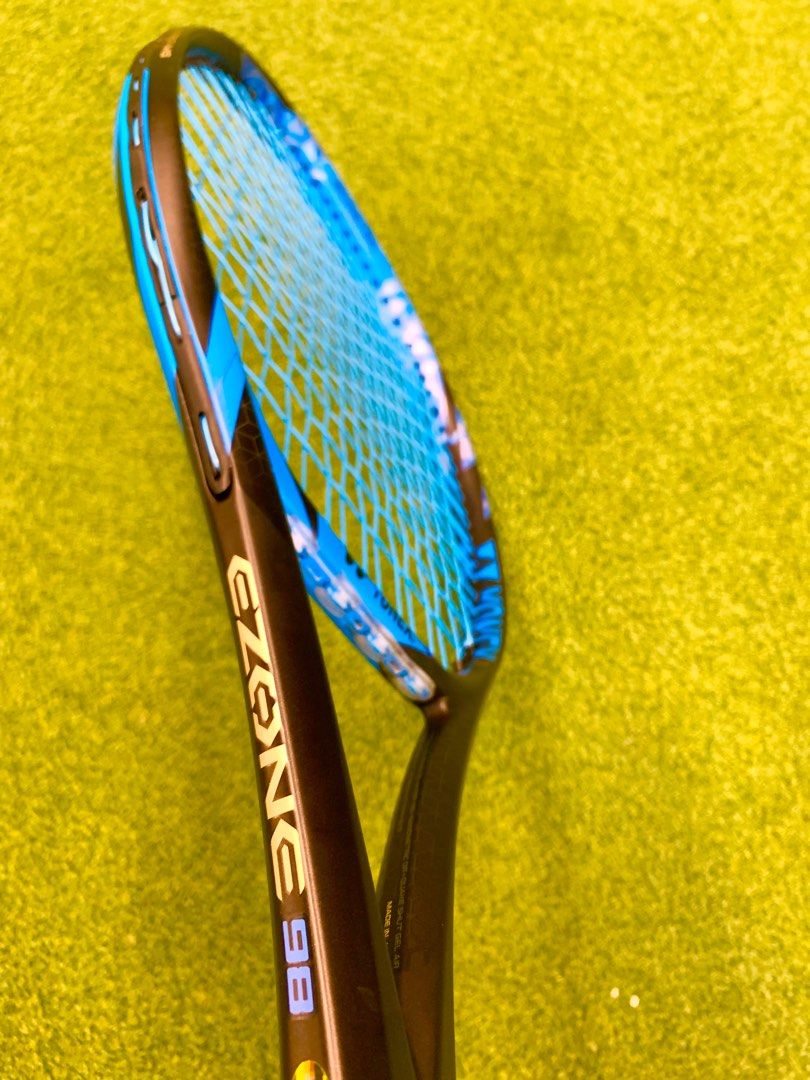 Yonex EZone 98, tennis racket, 網球拍, 運動產品, 運動與體育, 運動與體育 - 球拍和球類運動 ...