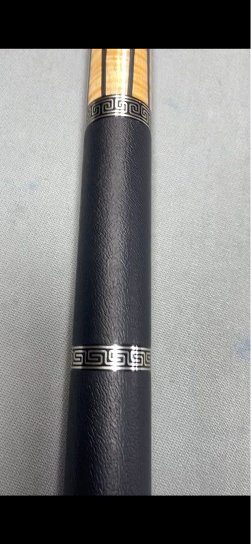 Zen custom cue, Sports Equipment, Sports & Games, Billiards & Bowling ...