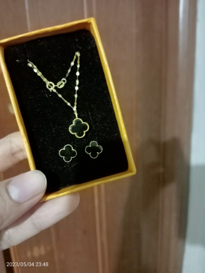 18k sd gold Set vee cee eeey set on Carousell