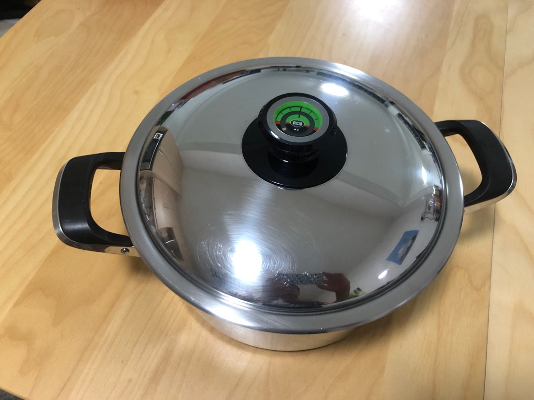 Amc pot, Furniture & Home Living, Kitchenware & Tableware, Cookware ...