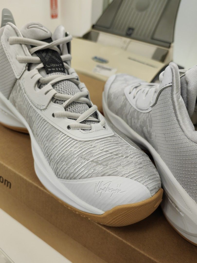 Anta KT Light Cavalry 8, Luxury, Sneakers & Footwear on Carousell