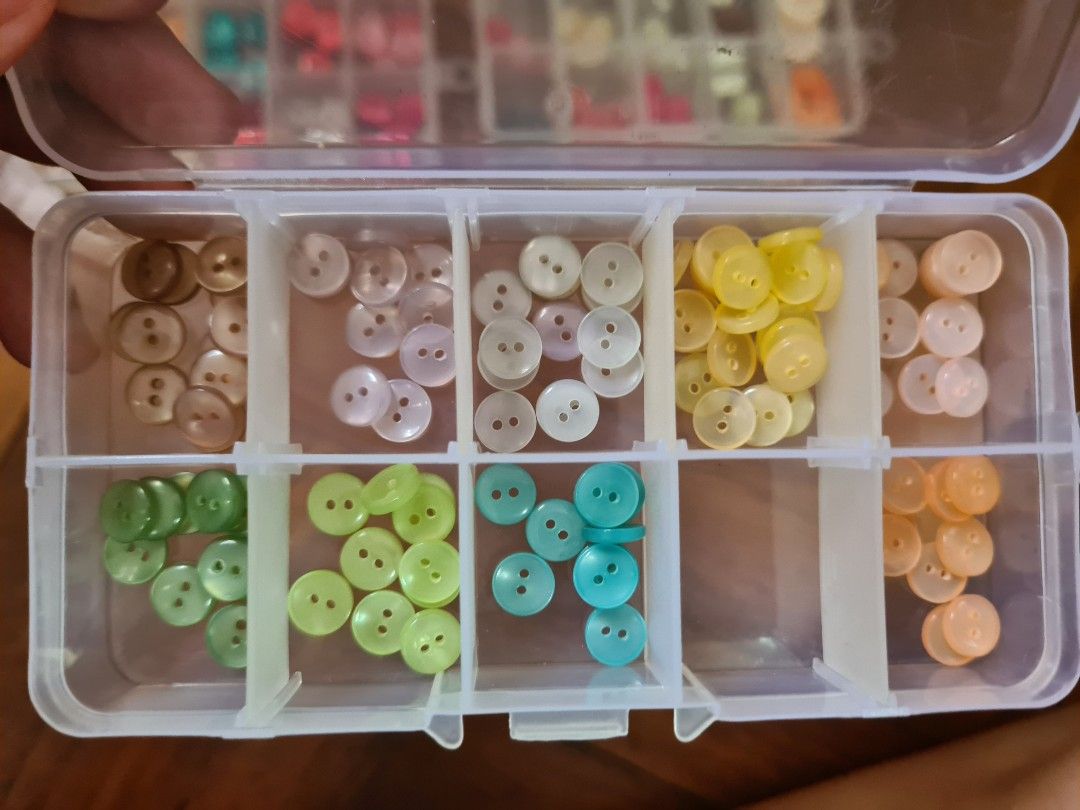 Assorted Craft Buttons, Hobbies & Toys, Stationery & Craft, Craft ...