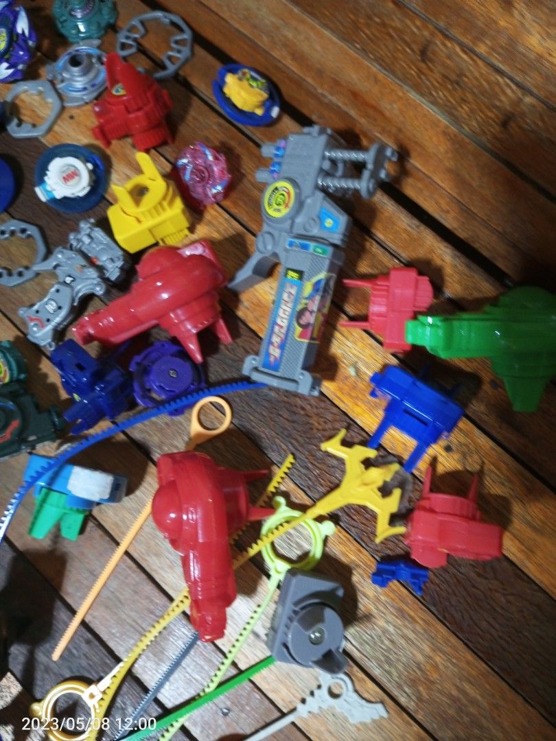 beyblade scrap, Hobbies & Toys, Toys & Games on Carousell