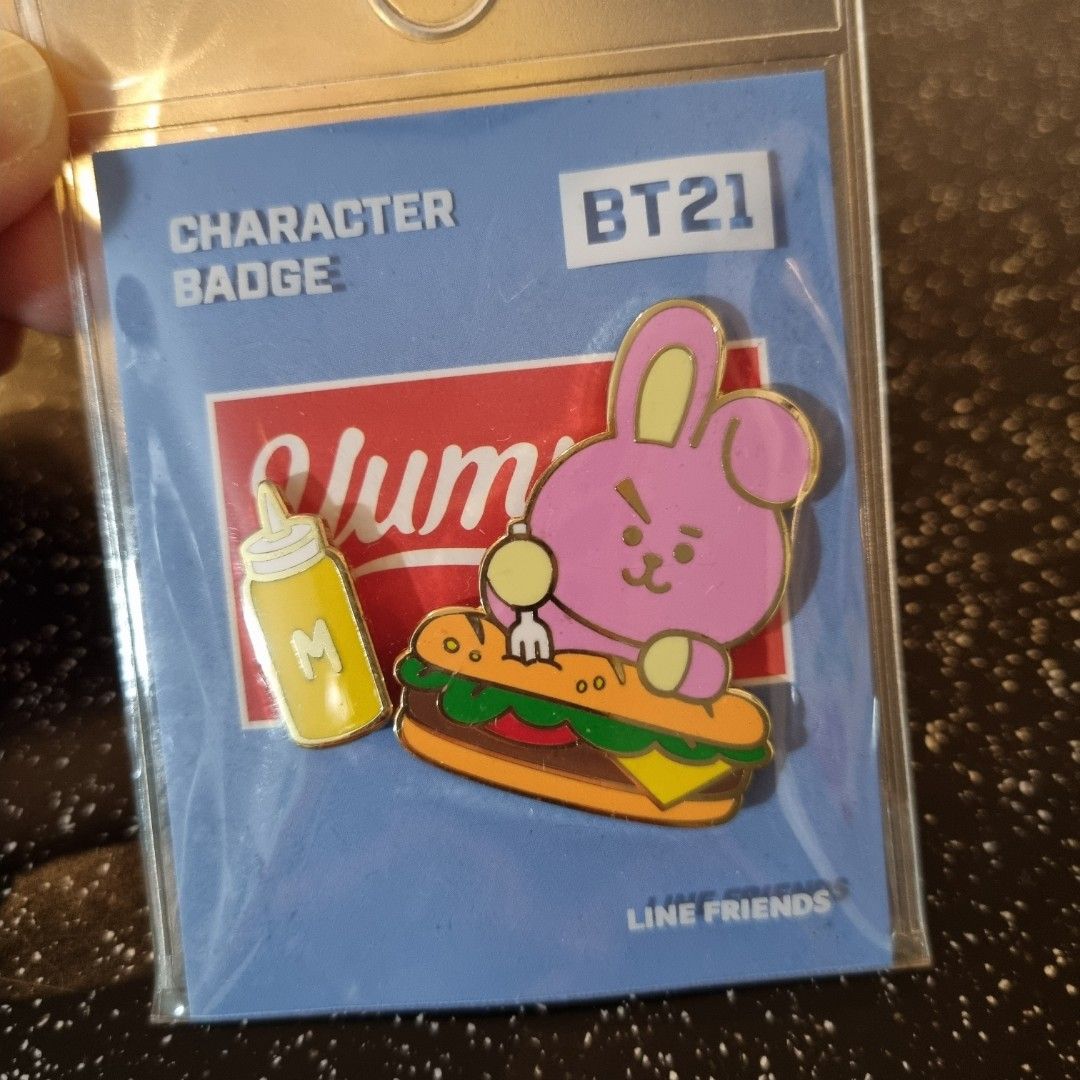 BT21 Cooky Character Badge, Hobbies & Toys, Memorabilia & Collectibles ...
