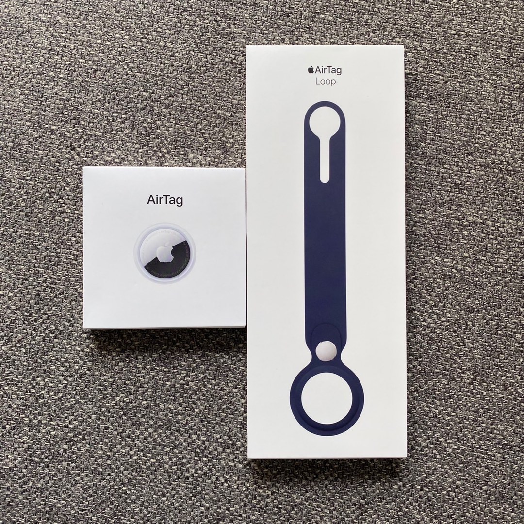 *RESERVED* BUNDLE $65 AUTHENTIC NEW APPLE AIRTAG AND AIRTAG LOOP DEEP ...