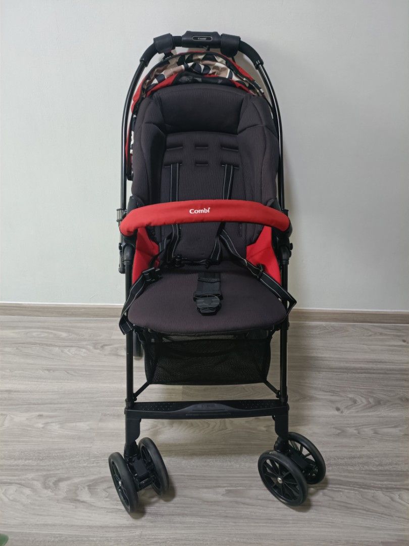 Combi Neyo One Touch to Close/Open, Babies & Kids, Going Out, Strollers ...