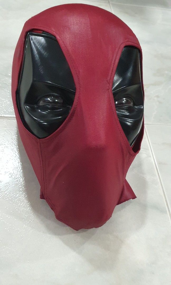 Deadpool face shell and mask, Hobbies & Toys, Memorabilia ...
