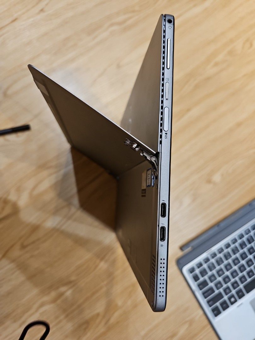 Dell latitude 7200 2 in 1 i5 16gb ram 256gb ssd touchscreen stylus pen ...