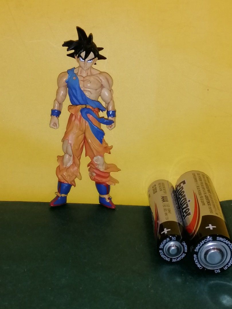 Dragon ball DGB Goku Final Battle pose (superb details), Hobbies & Toys ...