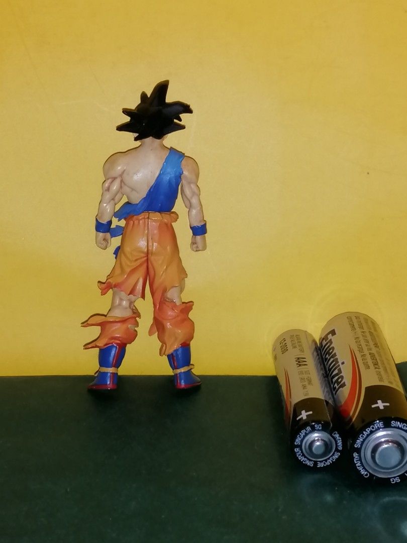 Dragon ball DGB Goku Final Battle pose (superb details), Hobbies & Toys ...