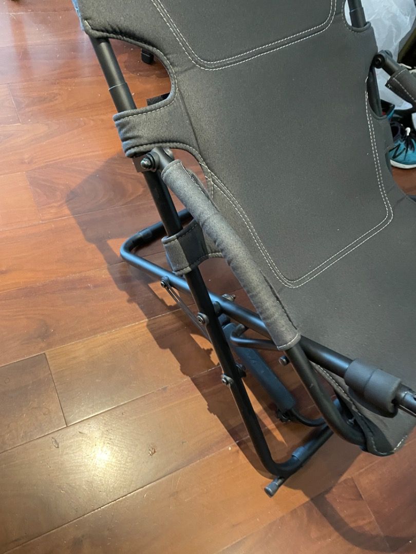 Folding sim racing chair, 電子遊戲, 遊戲機配件, VR 虛擬實境 - Carousell