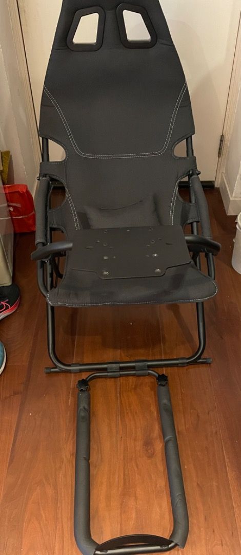 Folding sim racing chair, 電子遊戲, 遊戲機配件, VR 虛擬實境 - Carousell