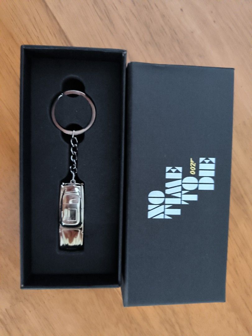 James Bond: No Time To Die Aston Martin Keychain, Hobbies & Toys ...