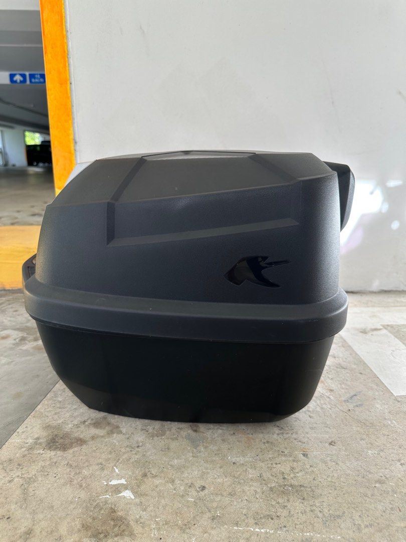 Kappa 43l top box w/ baseplate for sale, Motorcycles, Motorcycle ...