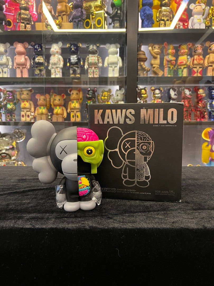 Kaws Bape Dissected Baby Milo Vinyl Figure Black, 興趣及遊戲, 玩具 & 遊戲類 ...