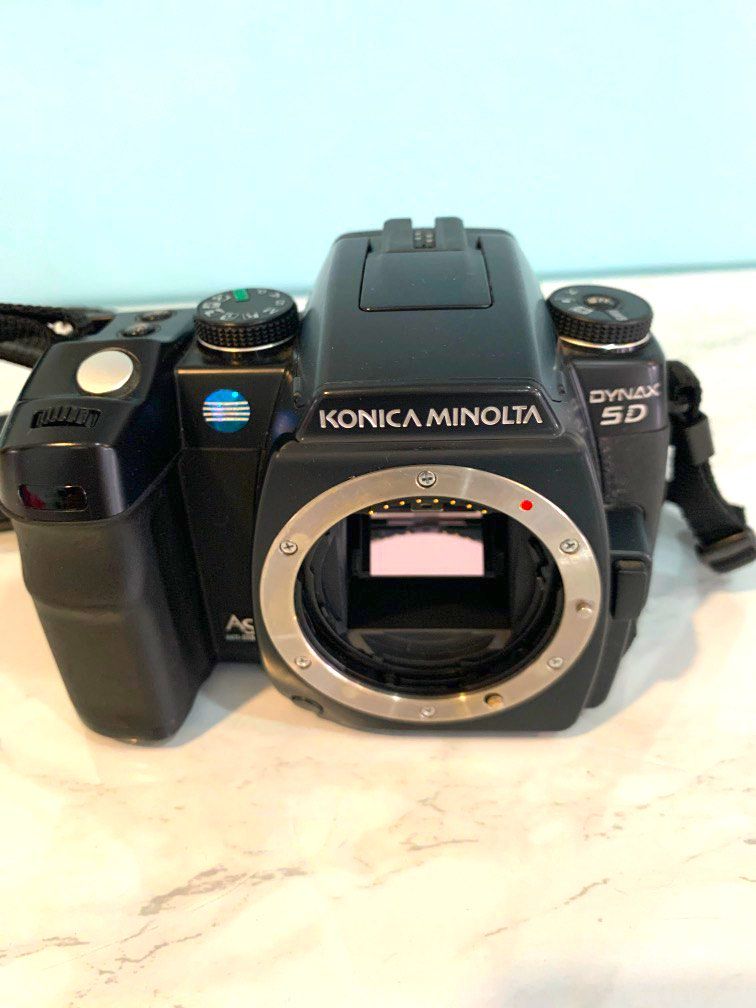 Konica Minolta Dynax 5D, Photography, Cameras on Carousell
