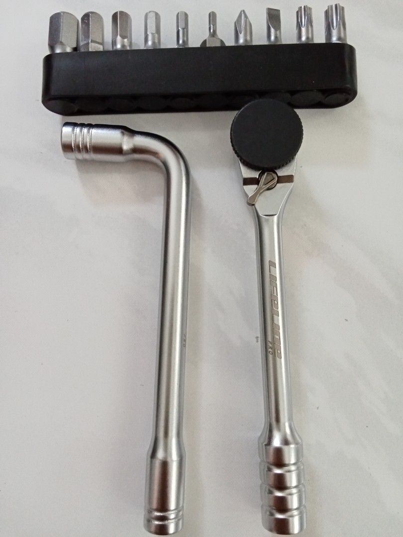 Lifeline Pro torque wrench set