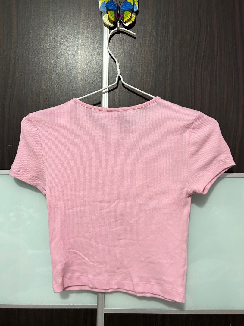 Light pink ribbed crop top, Women's Fashion, Tops, Other Tops on Carousell