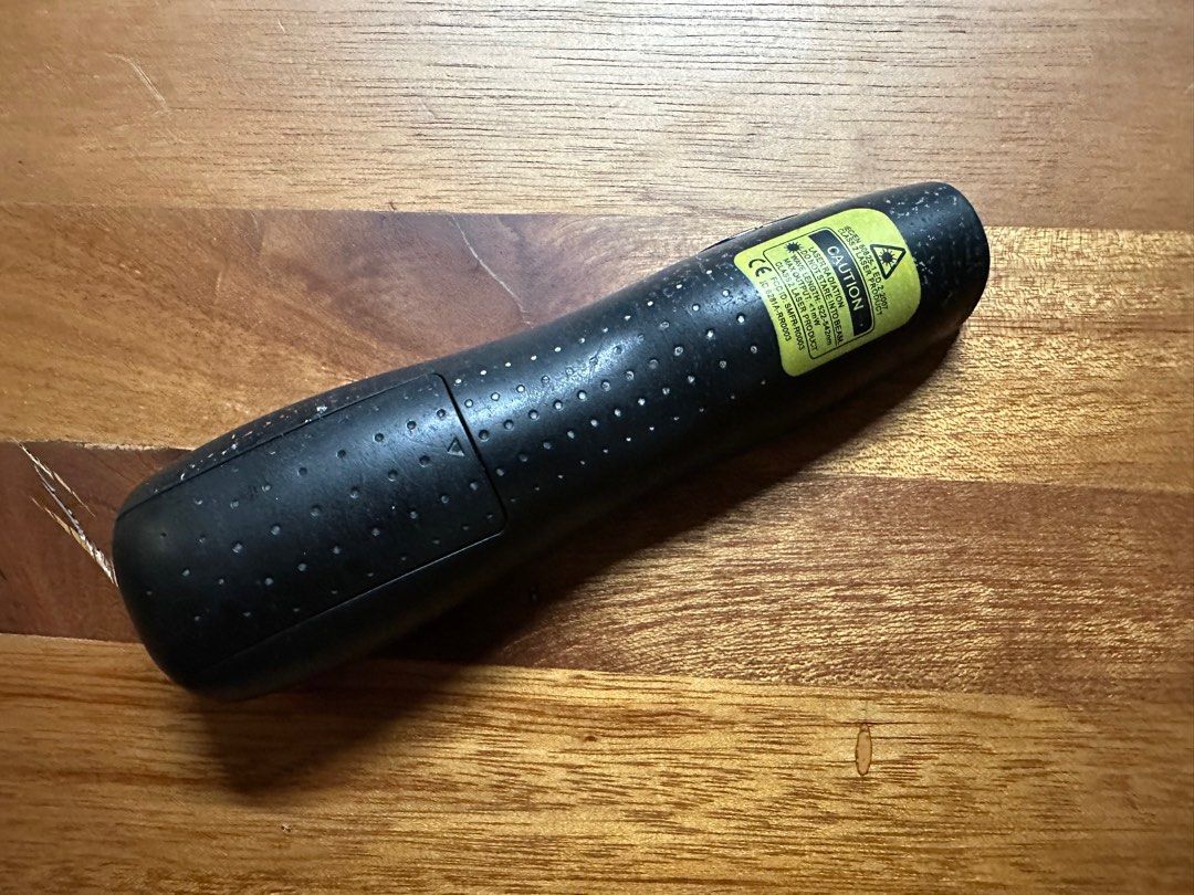 Logitech R800 Pro Presentation Remote with LCD display, Computers ...