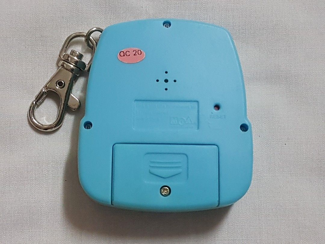 MGA Entertainment Pinball Keychain Classic Game, Hobbies & Toys, Toys ...