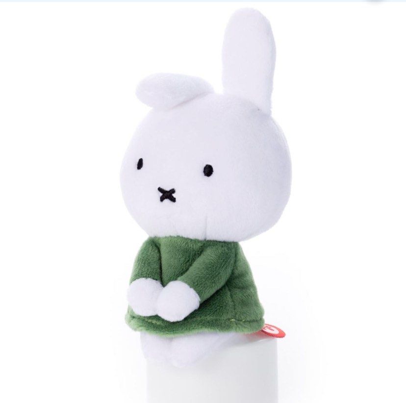 Miffy Plush-Chokkori Miffy/Boris/Dan/Melanie, 興趣及遊戲, 玩具 & 遊戲類 - Carousell