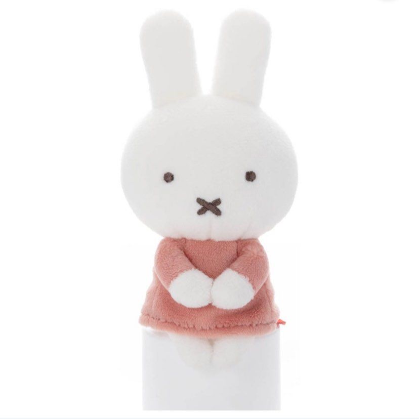 Miffy Plush-Chokkori Miffy/Boris/Dan/Melanie, 興趣及遊戲, 玩具 & 遊戲類 - Carousell