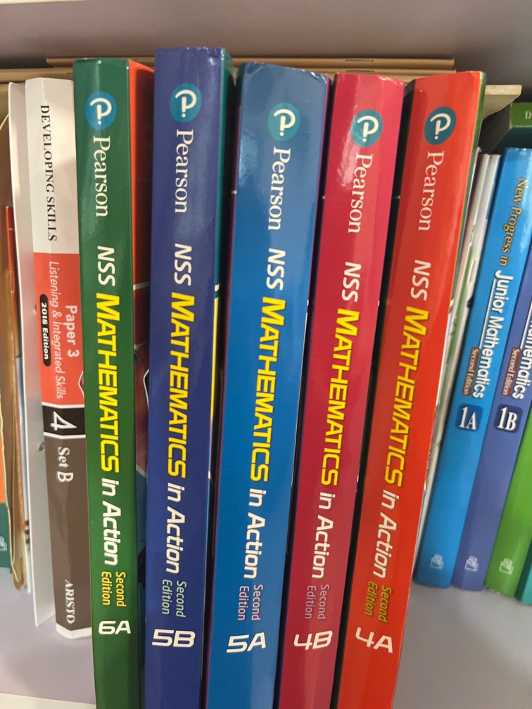 New senior secondary mathematics in action 4A 4B 5A 5B 6A, 興趣及遊戲, 書本 ...