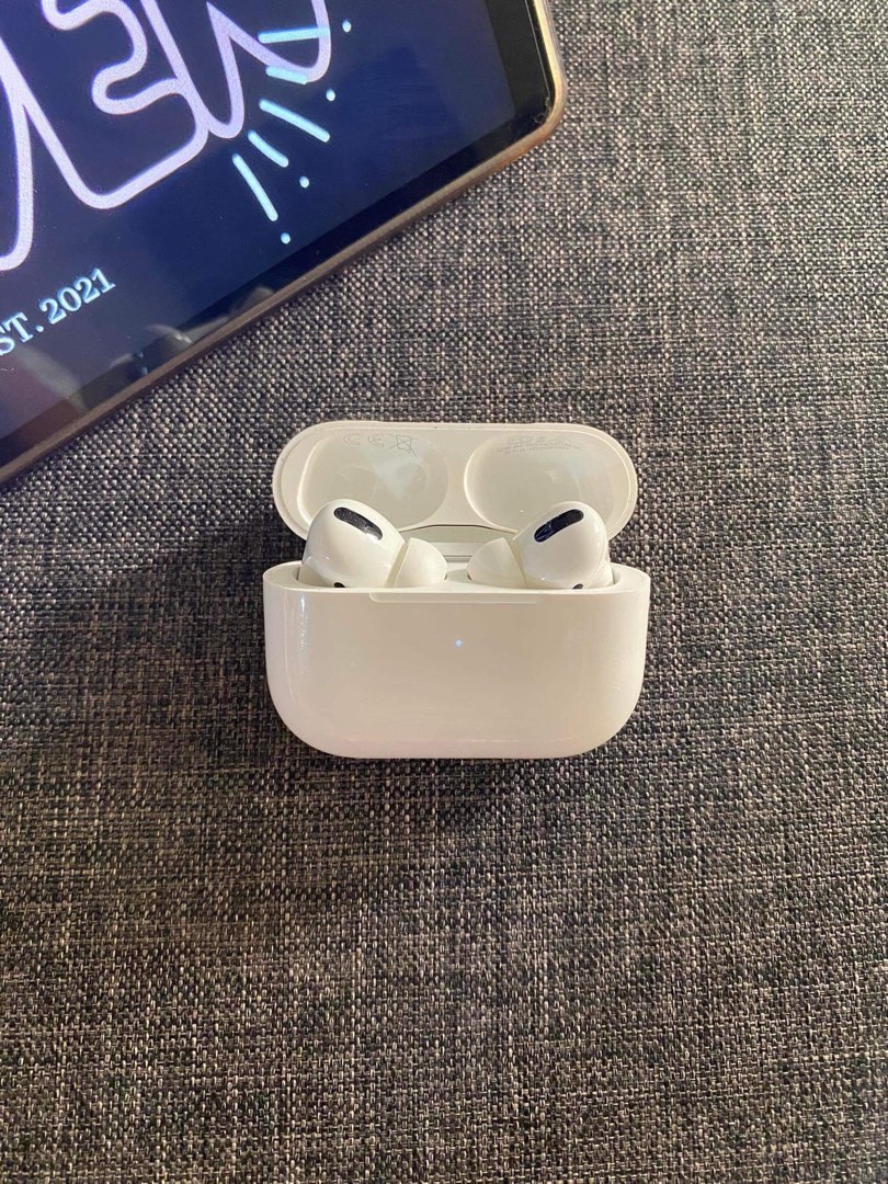 Original Airpods Pro 1st Generation, Audio, Earphones on Carousell