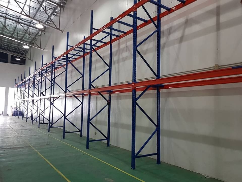 Pallet Rack - 2 tons Capacity - Made in Korea, Furniture & Home Living ...