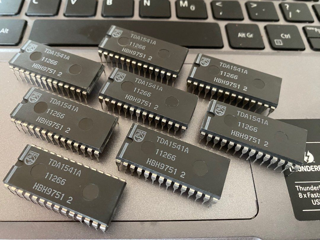 Philips TDA1541A 16-bit Stereo High Performance D/A Converter, 音響器材, 其他 ...