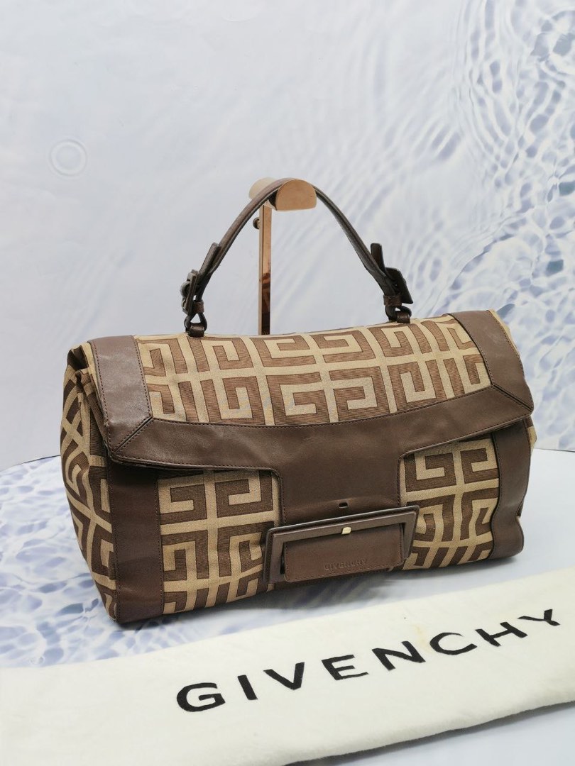 (RAYA SALE) GIVENCHY SIGNATURE CANVAS HANDBAG, Luxury, Bags & Wallets ...