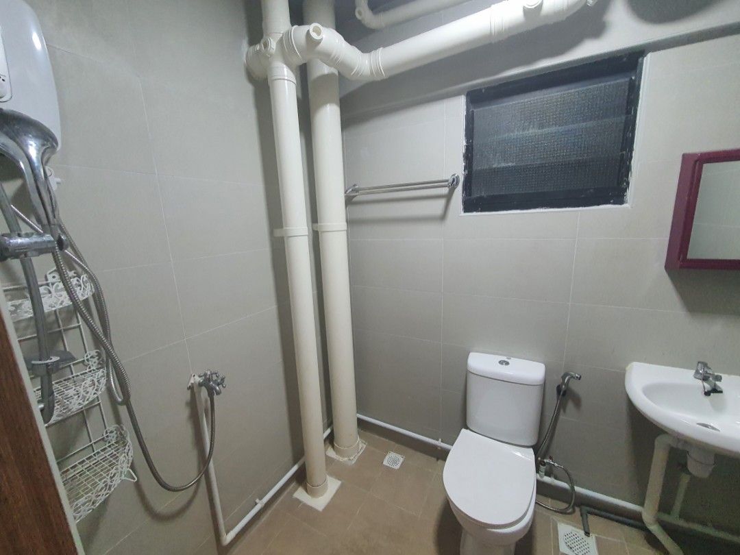 HDB COMMON ROOM FOR RENT ( 1 PAX - $950 / 2 PAX - $1500 / 3 PAX - $2000 ...