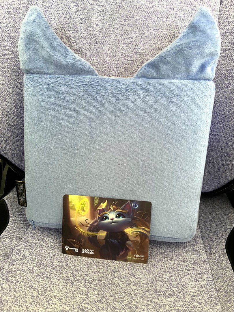 Secretlab Memory Foam Lumbar Pillow - League of Legends Edition (Yuumi ...