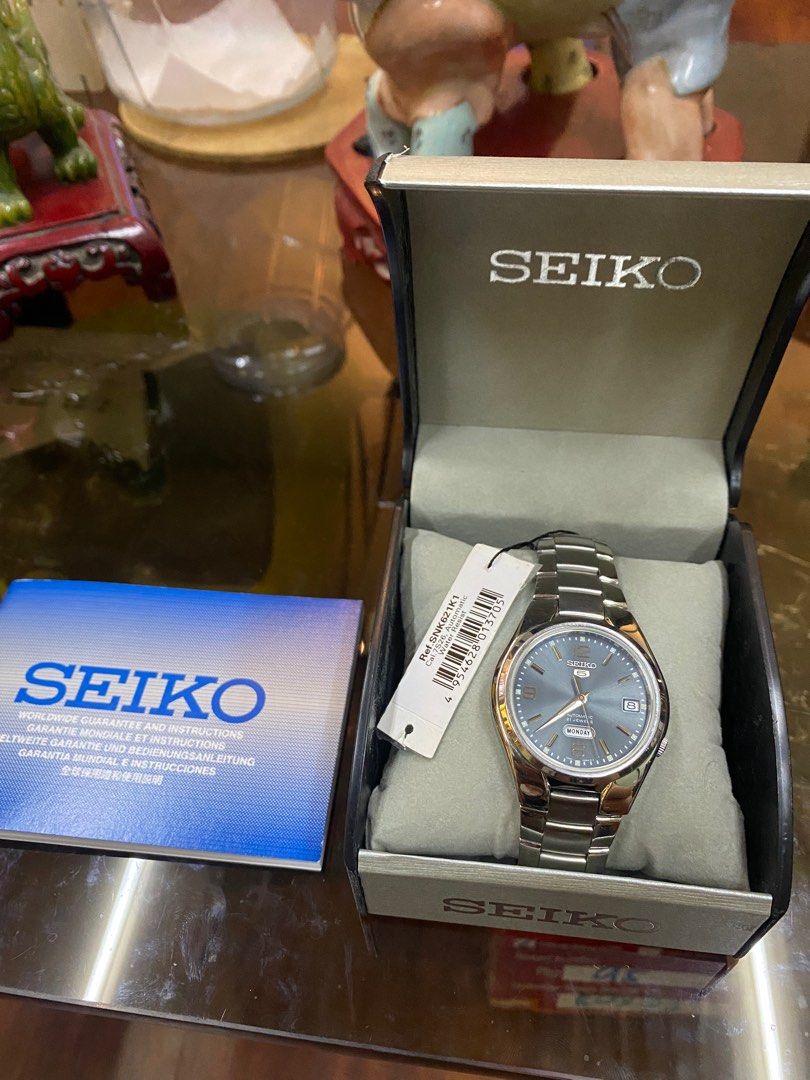 Seiko 5 SNK621 Gray Sunburst dial SNK621K1, Luxury, Watches on Carousell