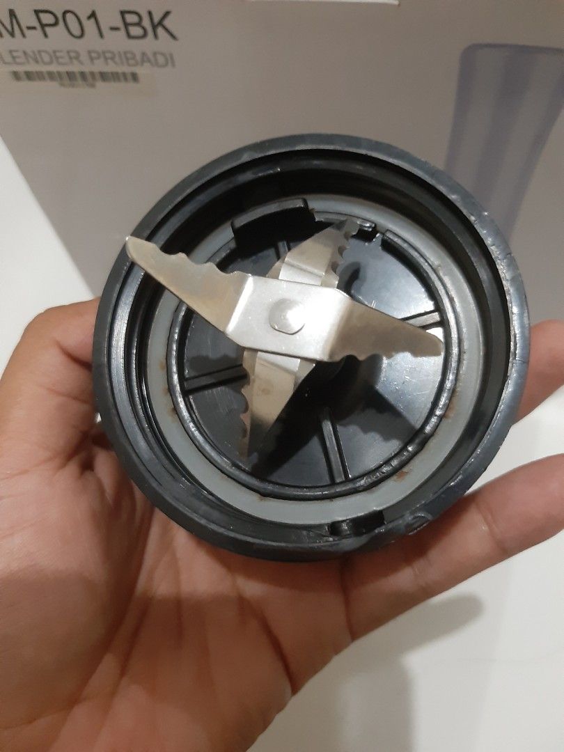 SHARP EM-P01-BK Personal Blender on Carousell