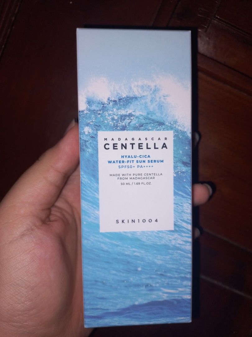 Skin1004 Madagascar Centella Hyalu-Cica Water Fit Sun Serum SPF 50+ PA ...