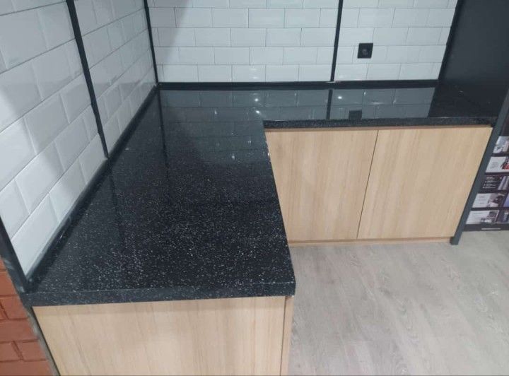 Solid surface on Carousell