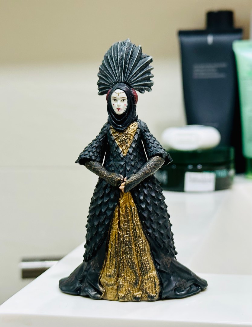 Star Wars Hasbro Sabe (Queen Amidala decoy), Hobbies & Toys, Toys ...