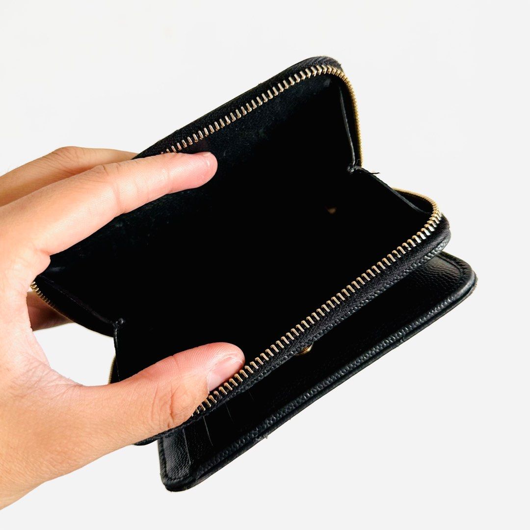 STEAL Yves Saint Laurent YSL Black GHW Cassandre Matelasse Compact Zip ...