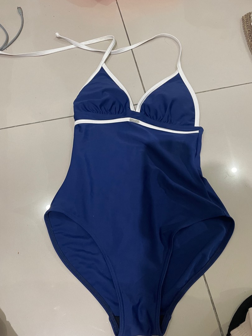 Swimsuits Womens Fashion Swimwear Bikinis And Swimsuits On Carousell